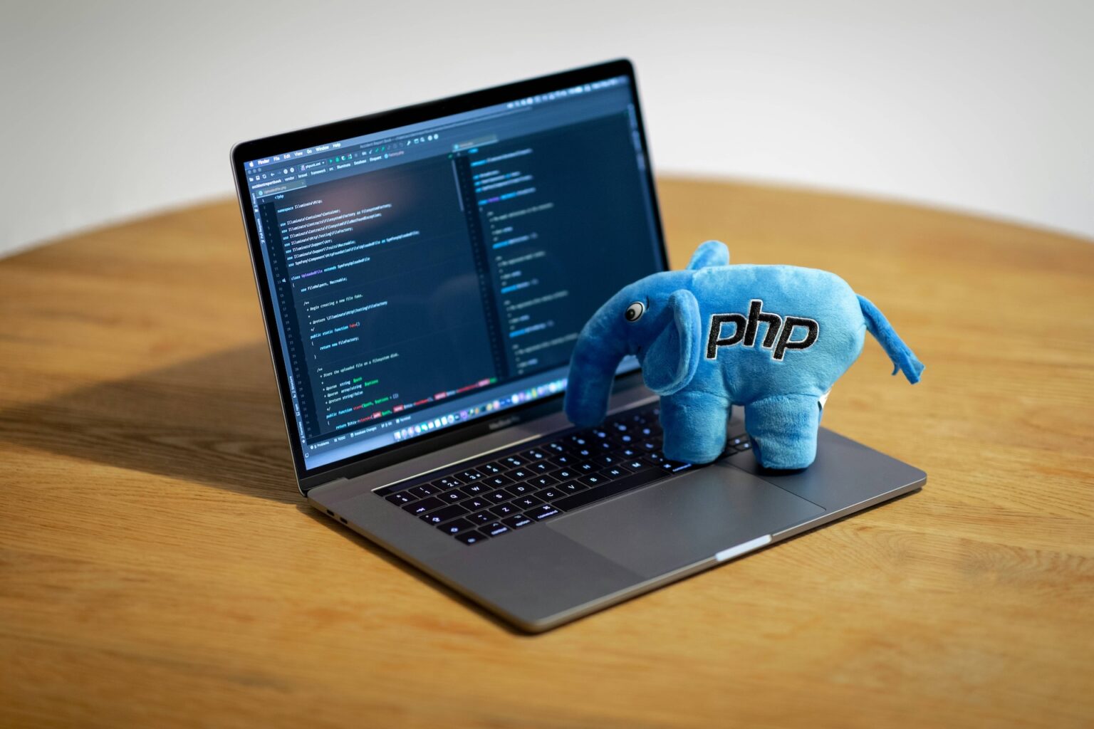 Top 5: Los mejores frameworks PHP para desarrollo web 2025 | Juice Studio